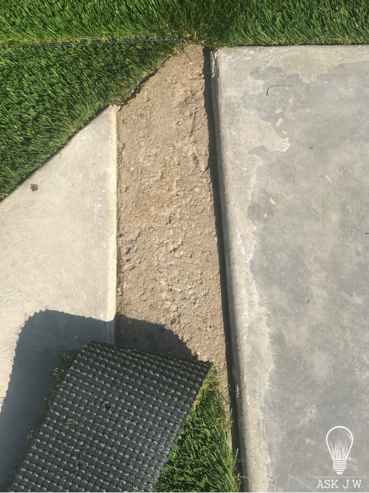 Hard Water Deposits on Synthetic Turf | Ask JW | Synthetic Grass Warehouse